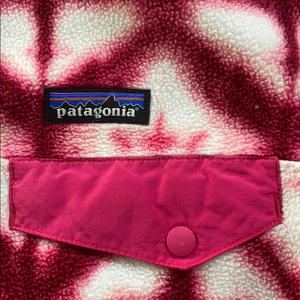 Patagonia Synchilla White & Pink Pattern Pullover - Gem